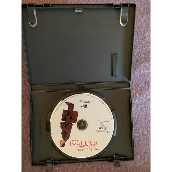 Dreamworks | Media | The Terminal Dvd 204 Full Frame | Poshmark